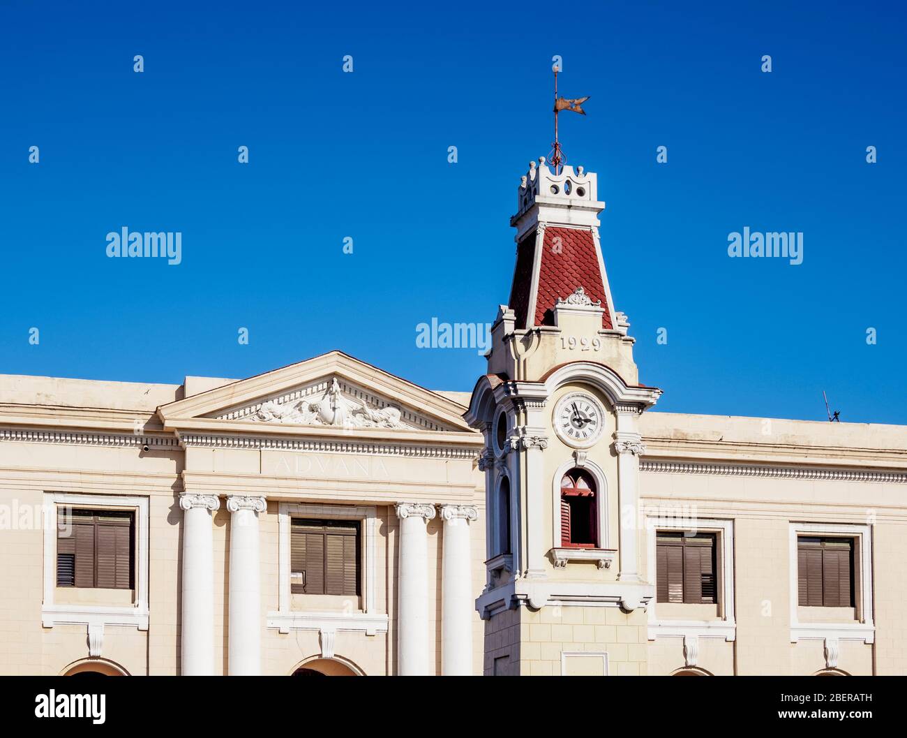 Cuba customs house hi-res stock photography and images - Alamy