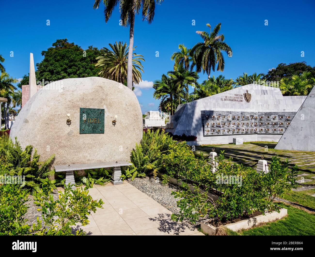 Tomb of Fidel Castro, Santa Ifigenia Cemetery, Santiago de Cuba ...