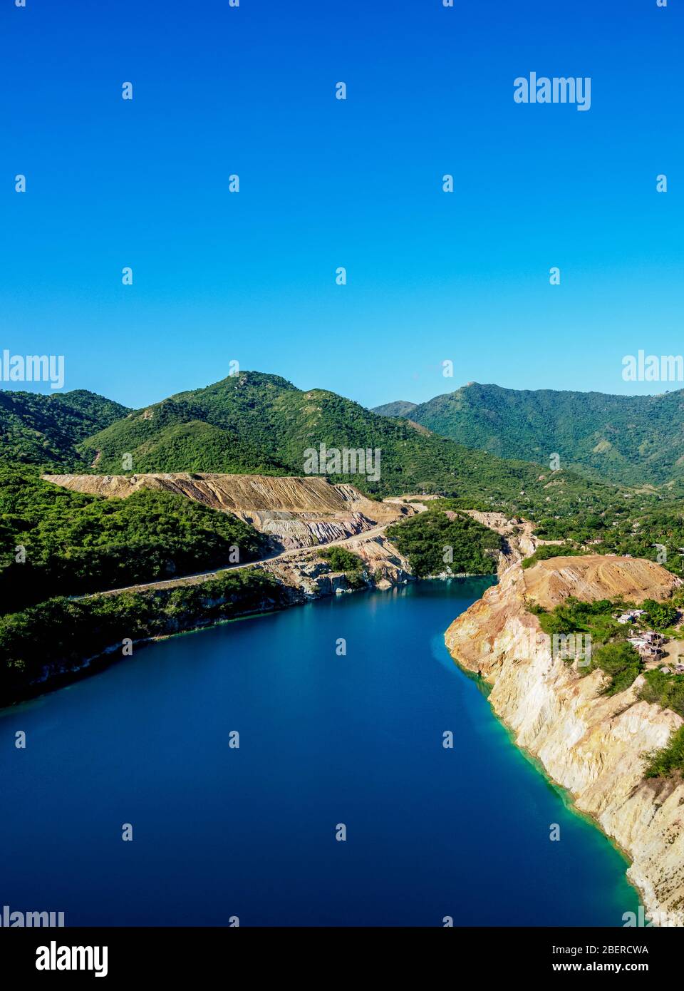 Cobre artificial hi-res stock photography and images - Alamy