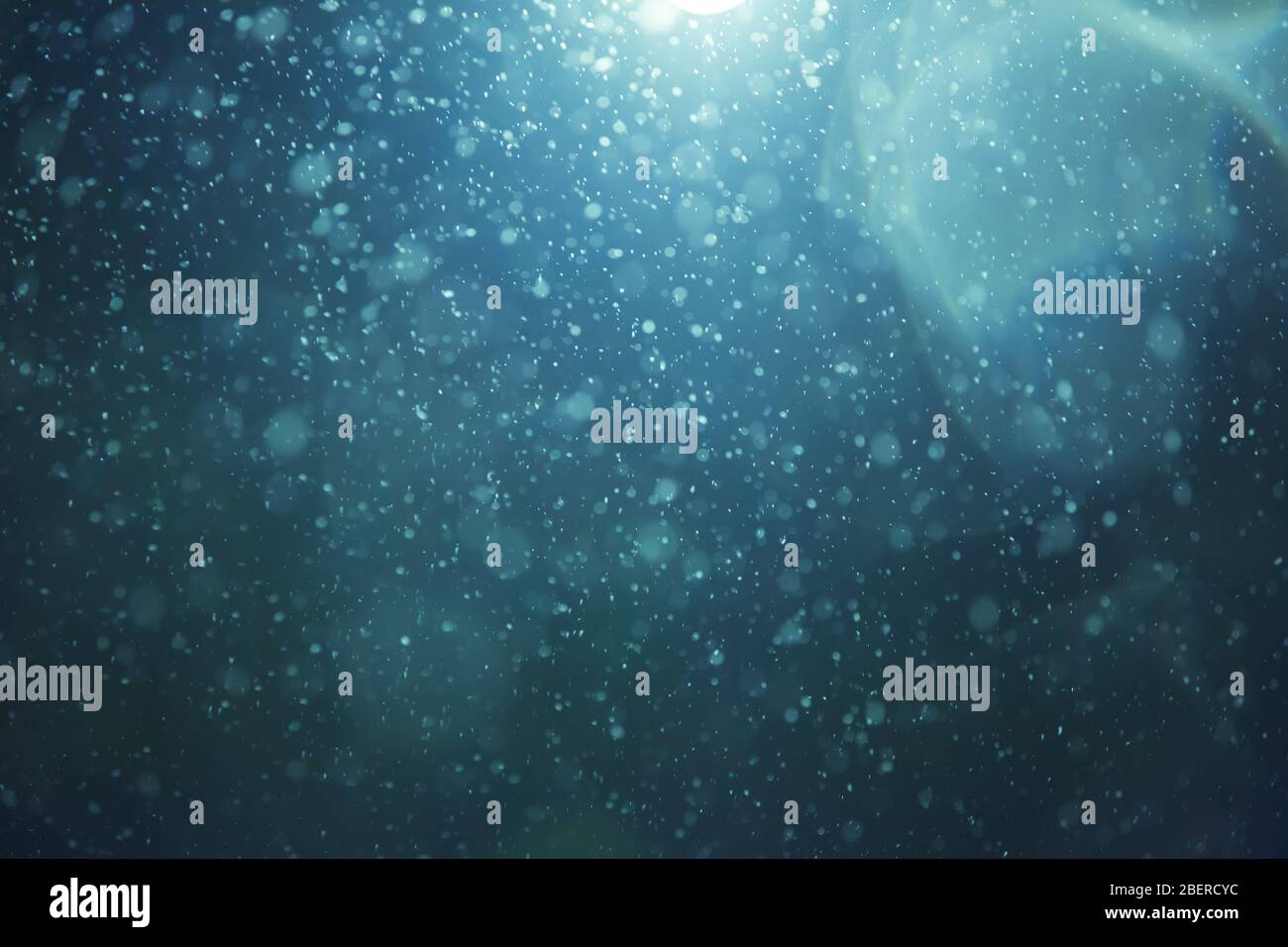 Snowing night sky hi-res stock photography and images - Alamy