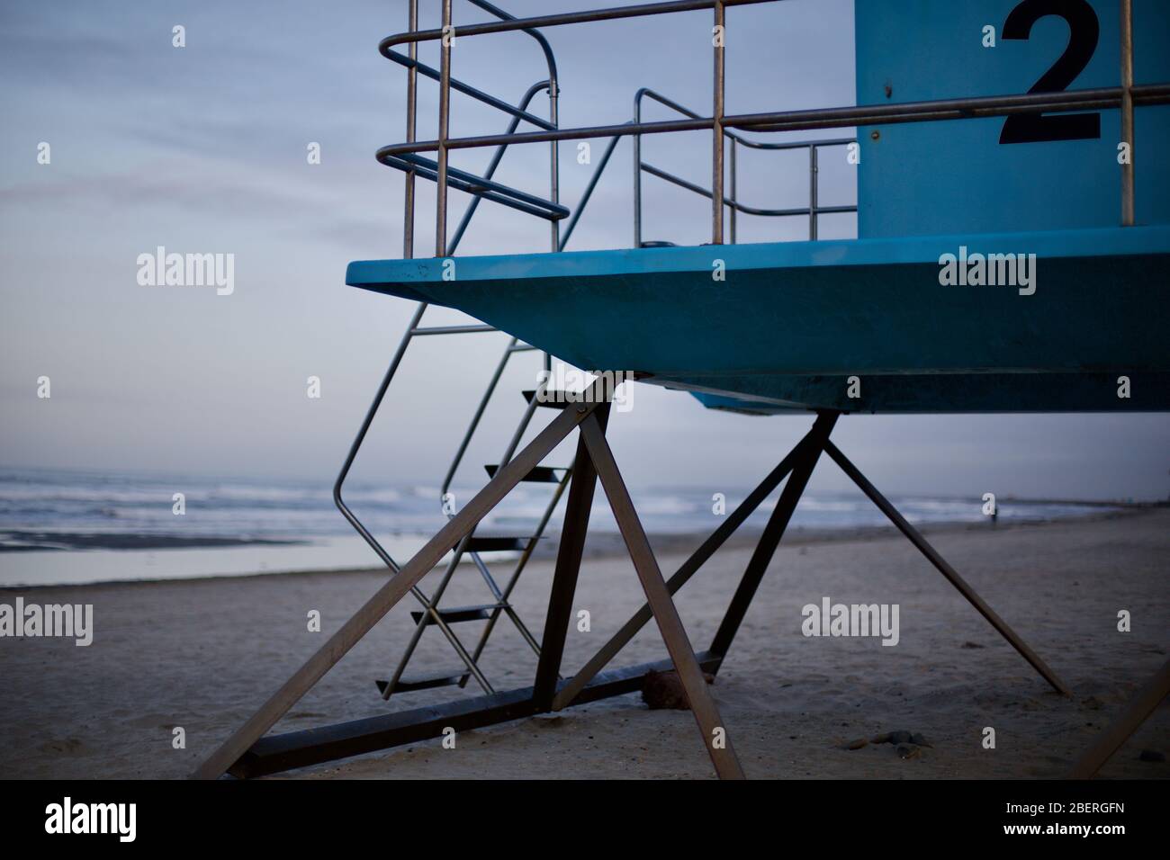Stand alone structure hi-res stock photography and images - Alamy