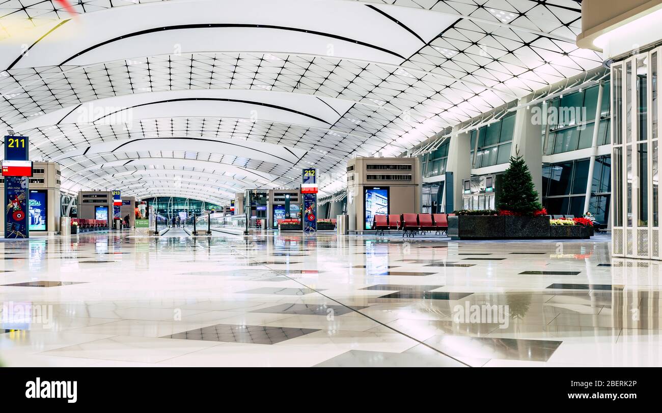 Airport interior design hi-res stock photography and images - Alamy