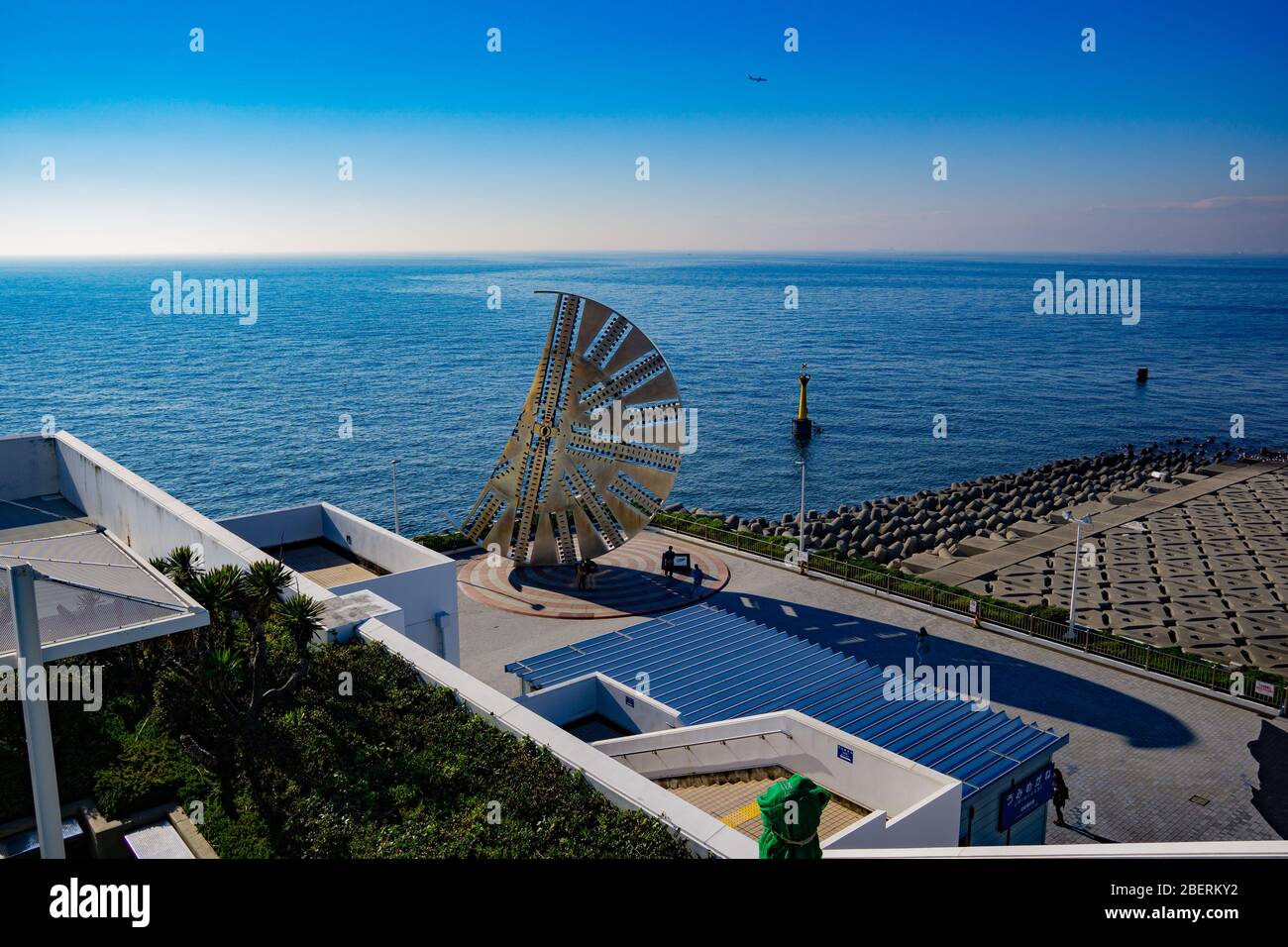 Tokyo Bay Aqua-Line is a tunnel underwater, 4.4km long connecting Chiba ...