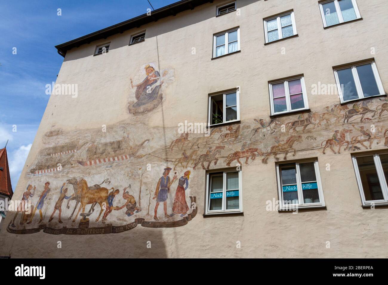 Mural on side building in hi-res stock photography and images - Alamy