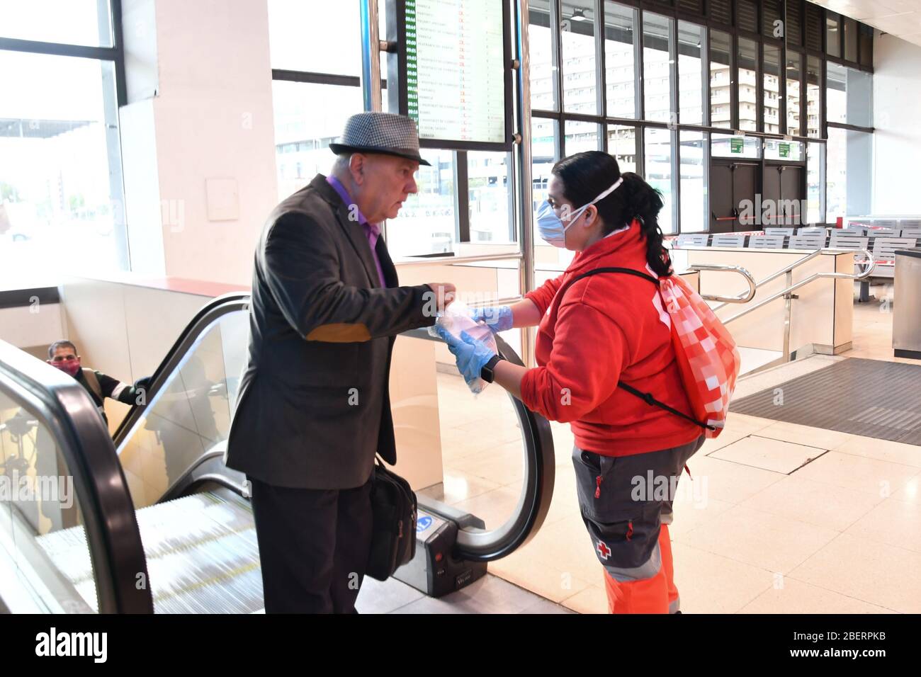 Non essential workers hi-res stock photography and images - Alamy