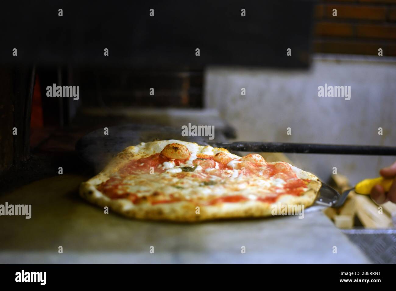 Ottimo cibo hi-res stock photography and images - Alamy