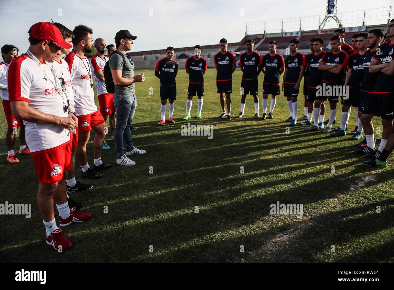 Entrenamiento tecnico hi-res stock photography and images - Alamy