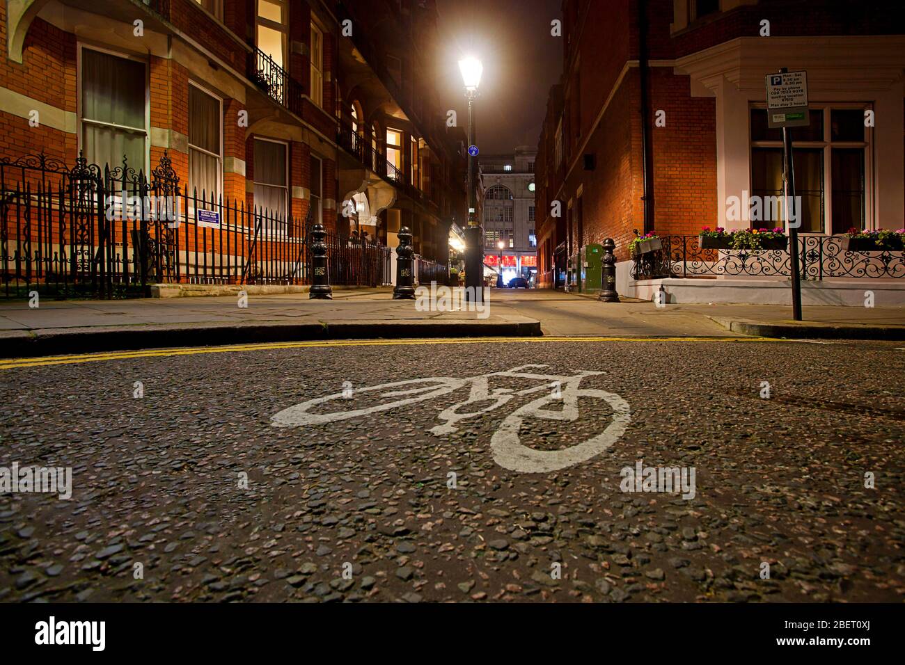 Kensignton house hi-res stock photography and images - Alamy