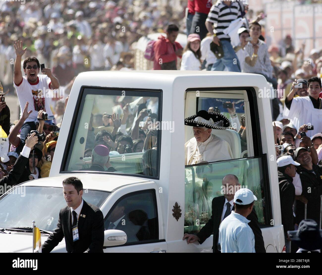 Pope Benedict visited some places in Guanajuato in his first stay on ...