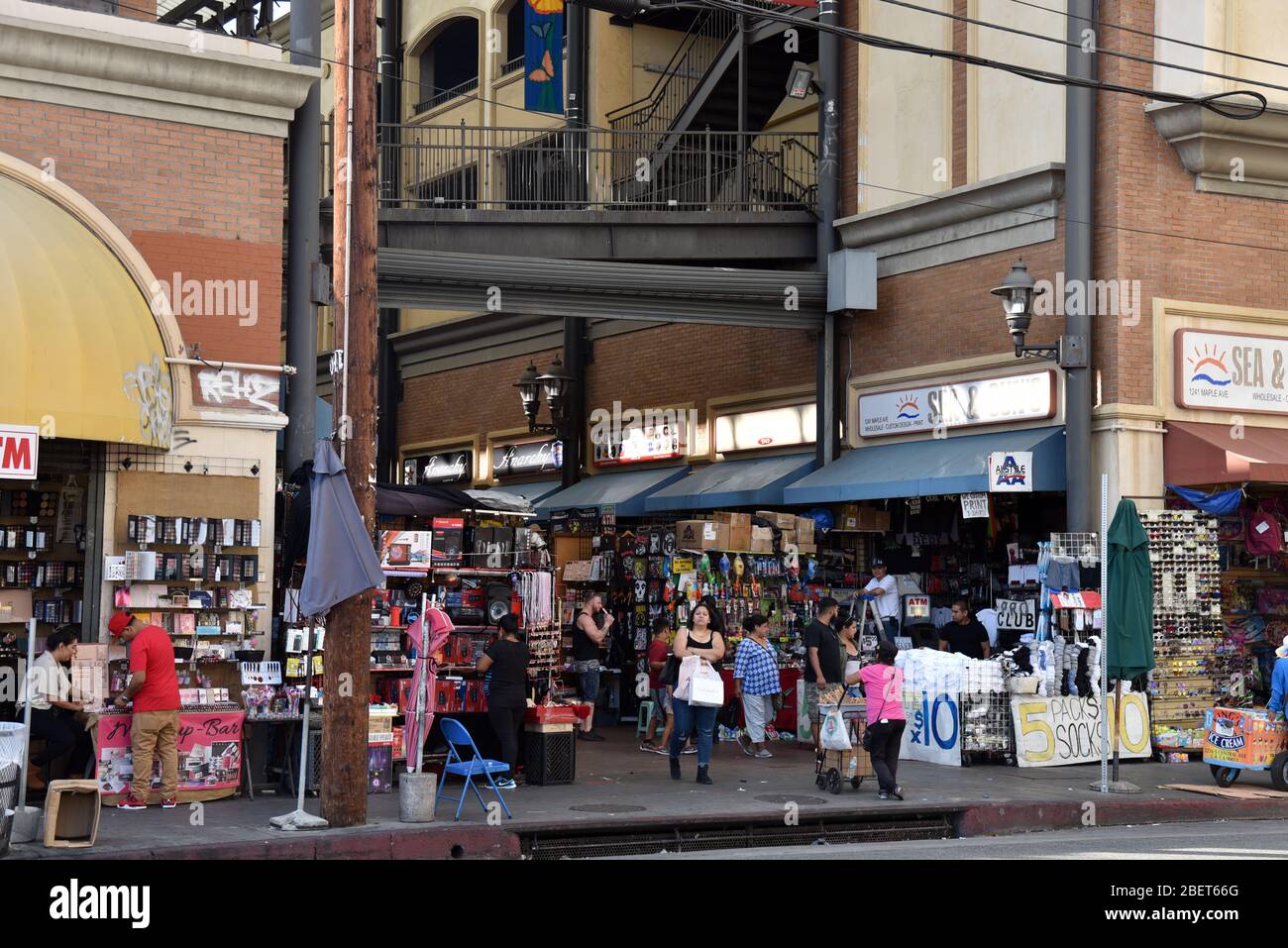 Santee alley los angeles hi-res stock photography and images - Alamy