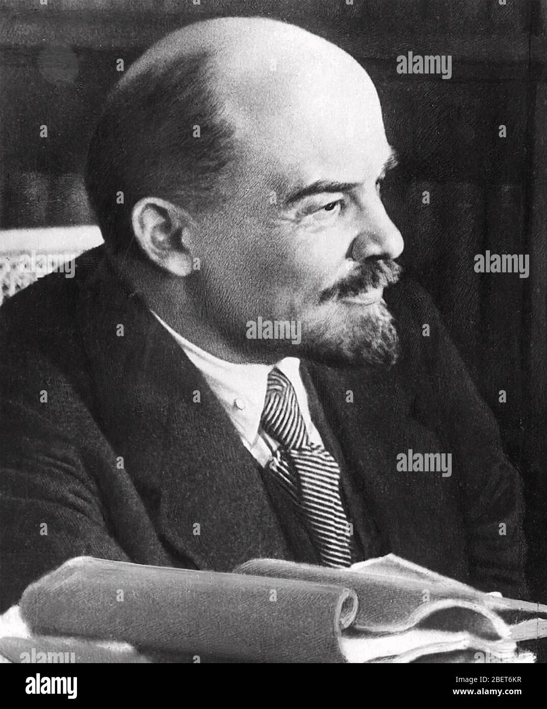 Vladimir lenin at hi-res stock photography and images - Alamy