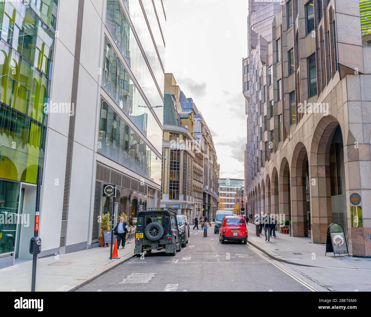 London office building skyscraper, Street view Stock Photo - Alamy