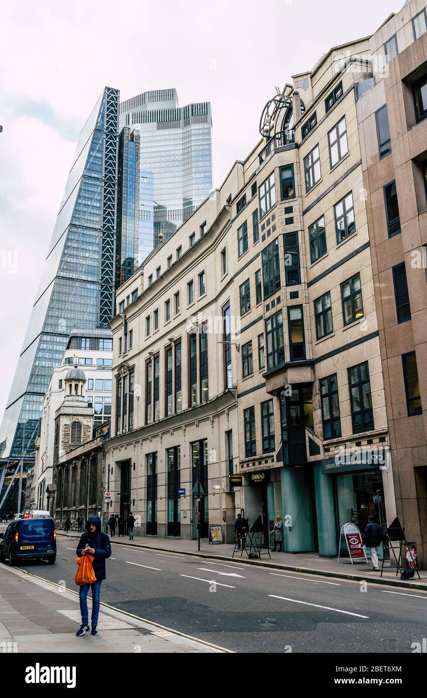 London office building skyscraper, Street view Stock Photo - Alamy