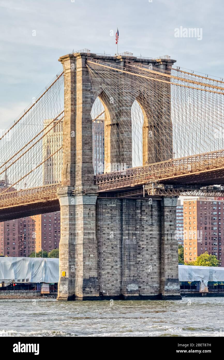 Brooklyn Bridge pylon detail in New York Stock Photo - Alamy