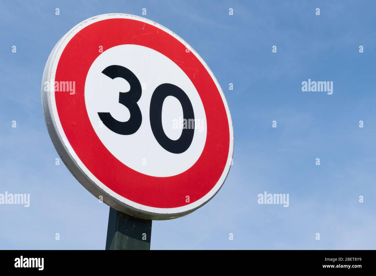 30 mph area hi-res stock photography and images - Alamy