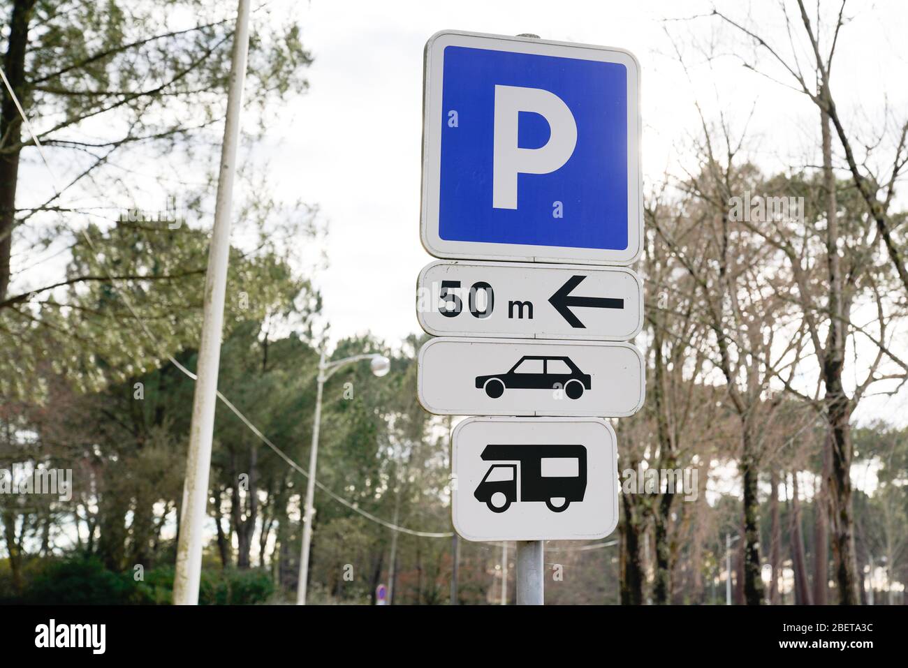 parking car and motorhome signage blue sign Stock Photo - Alamy