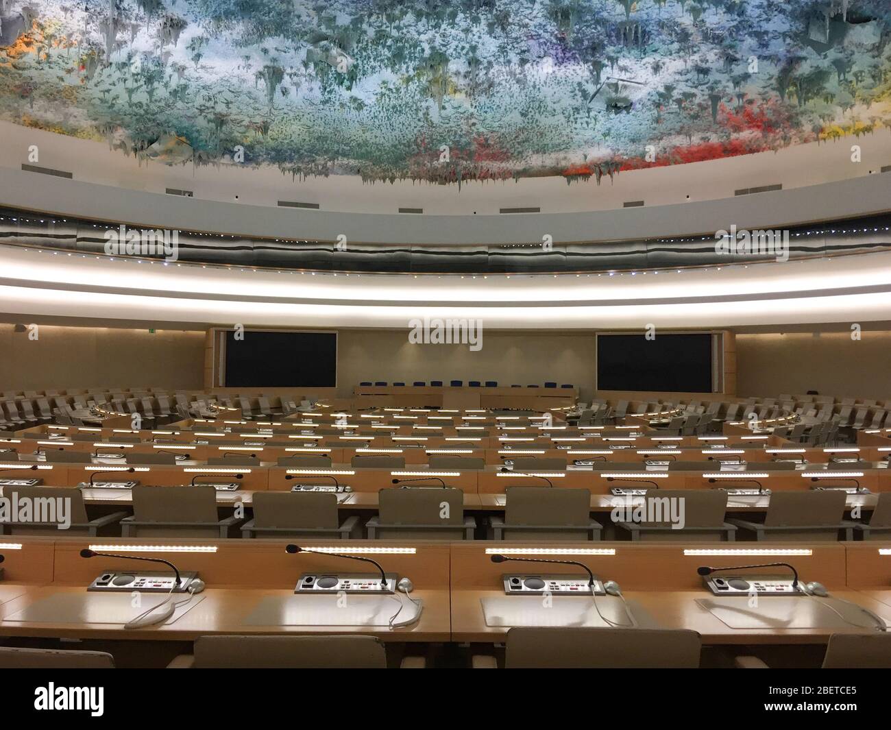 United nations meeting room hi-res stock photography and images - Alamy United nations meeting room hi-res stock photography and images - Alamy