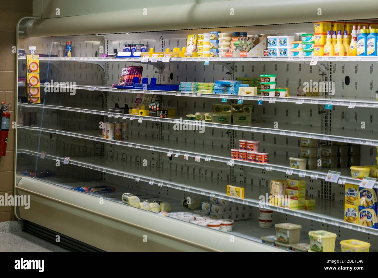Empty milk aisle hi-res stock photography and images - Alamy