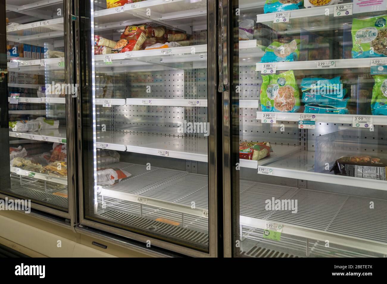 Empty freezer hi-res stock photography and images - Alamy