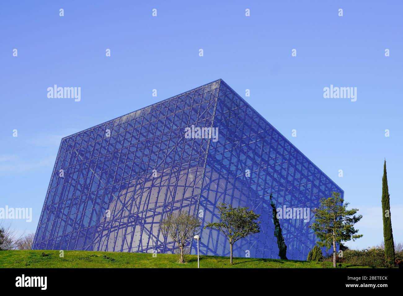 Futuroscope leisure dynamic park multimedia experience for family in ...