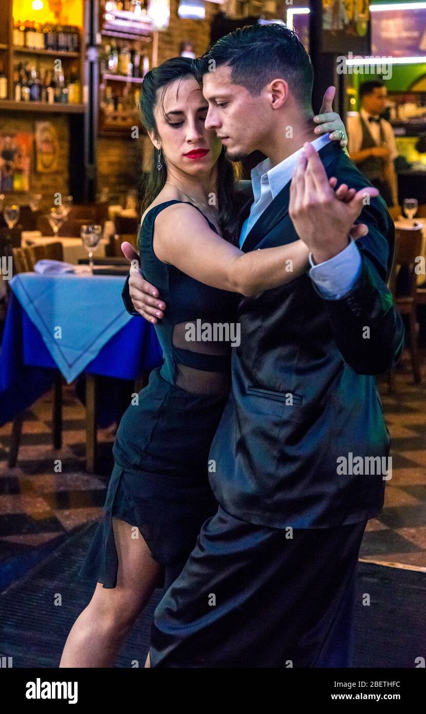Professional tango dancers performing at La Boca. Buenos Aires ...