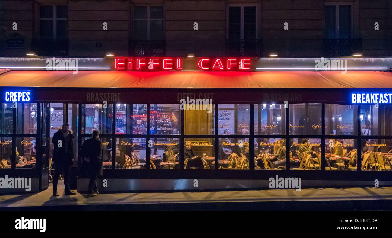 Cafe paris eiffel hi-res stock photography and images - Alamy