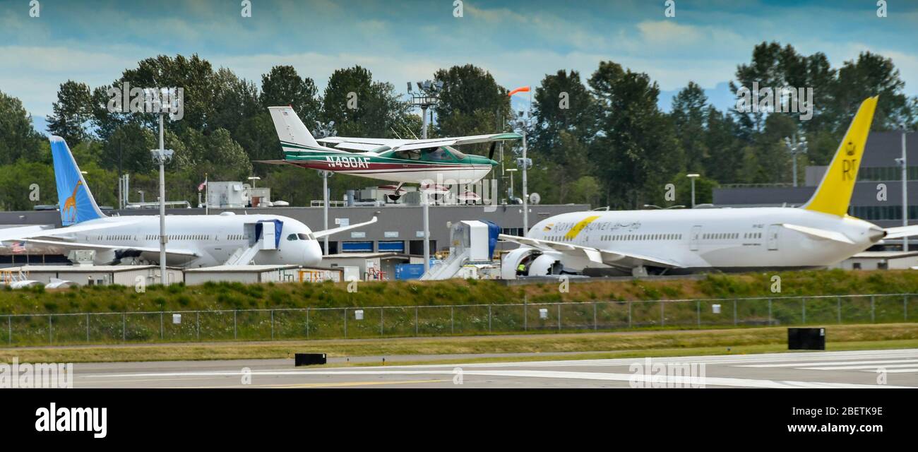 Fixed wing hi-res stock photography and images - Alamy