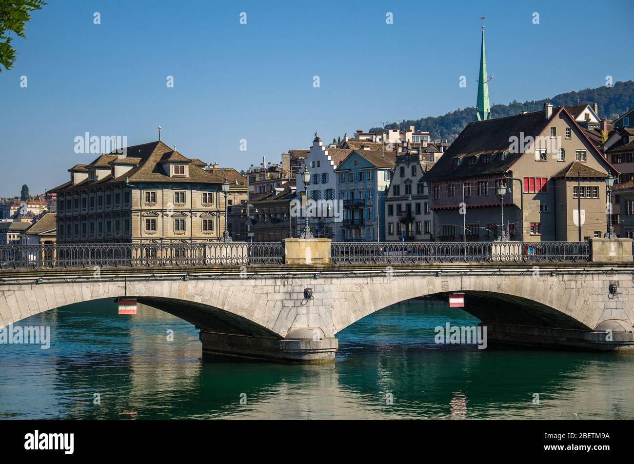 Munsterbrucke Bridge over the river Limmat in the historic city center ...
