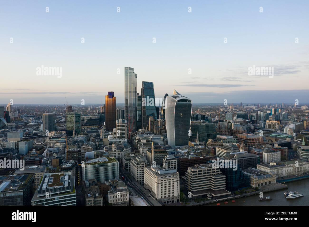 London Shard Aerial view of Town house and London Bridge Stock Photo ...