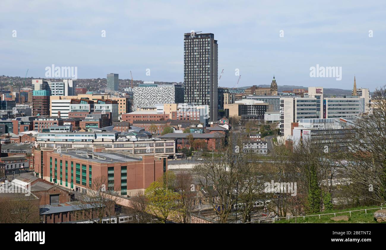 Sheffield city centre. St Paul's Tower centre, University of Sheffield ...