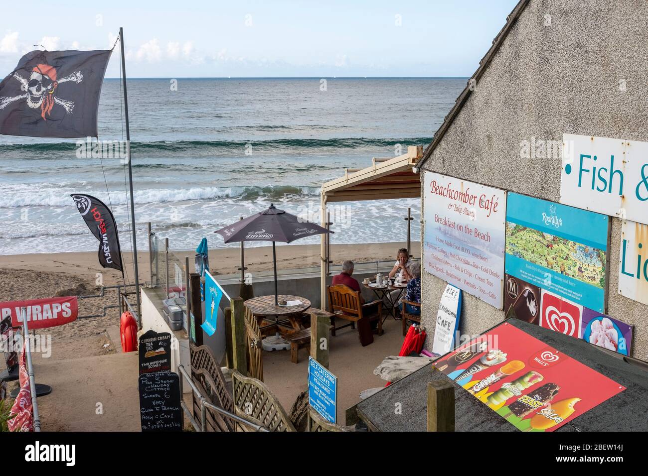 Beachcomber cafe at at Praa Sands, Cornwall Stock Photo - Alamy
