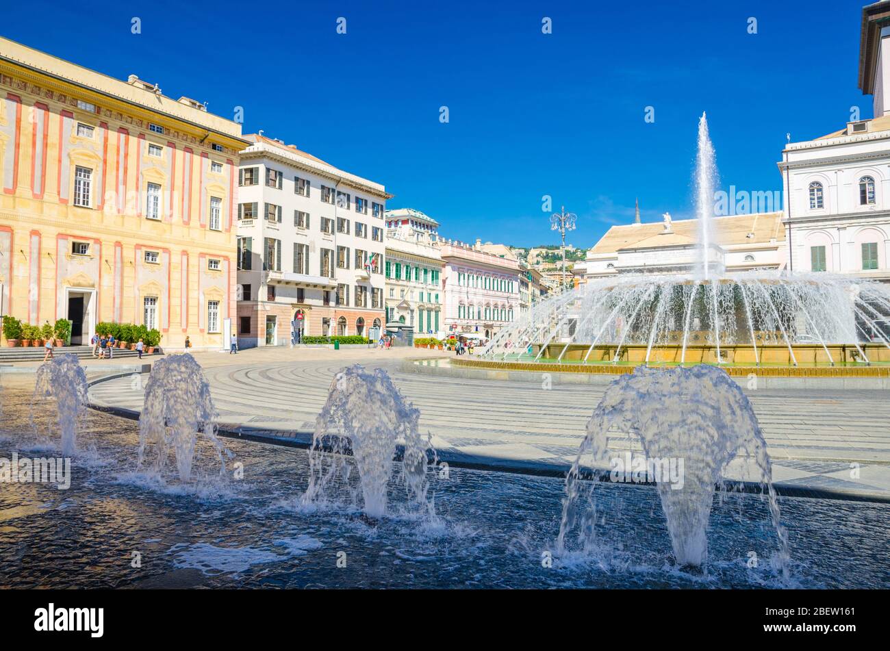 Piazza Raffaele De Ferrari square with fountain, Palazzo Ducale Doge's ...