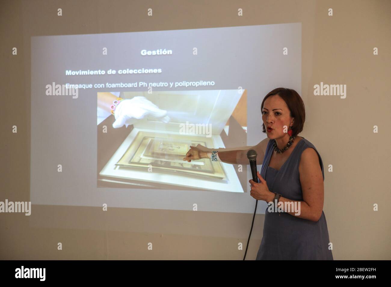 Mayra Mendoza Avilés, Subdirectora de la Fototeca Nacional del ...