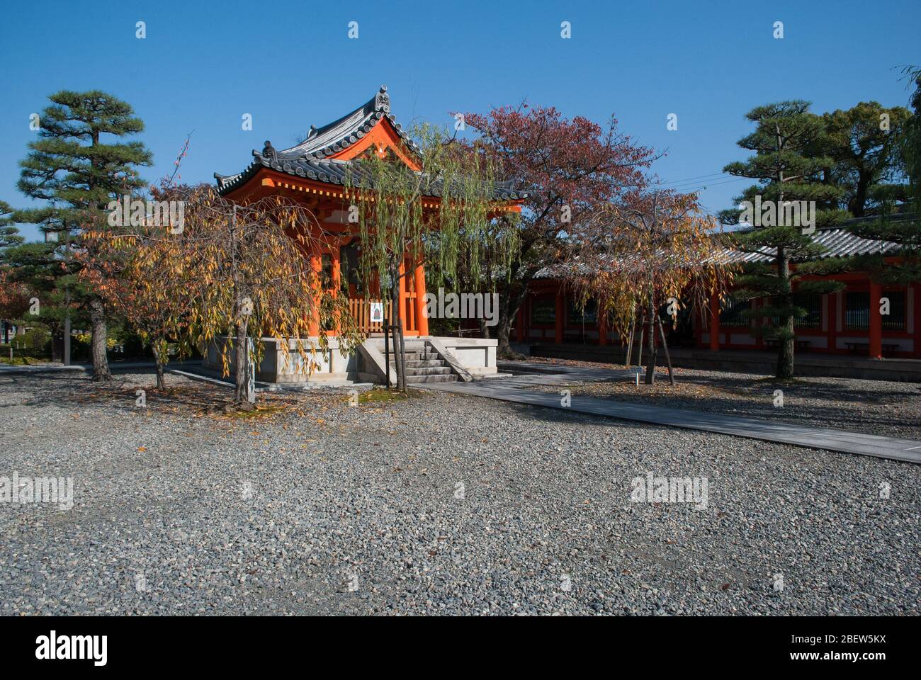 Thirty three ken hall hi-res stock photography and images - Alamy