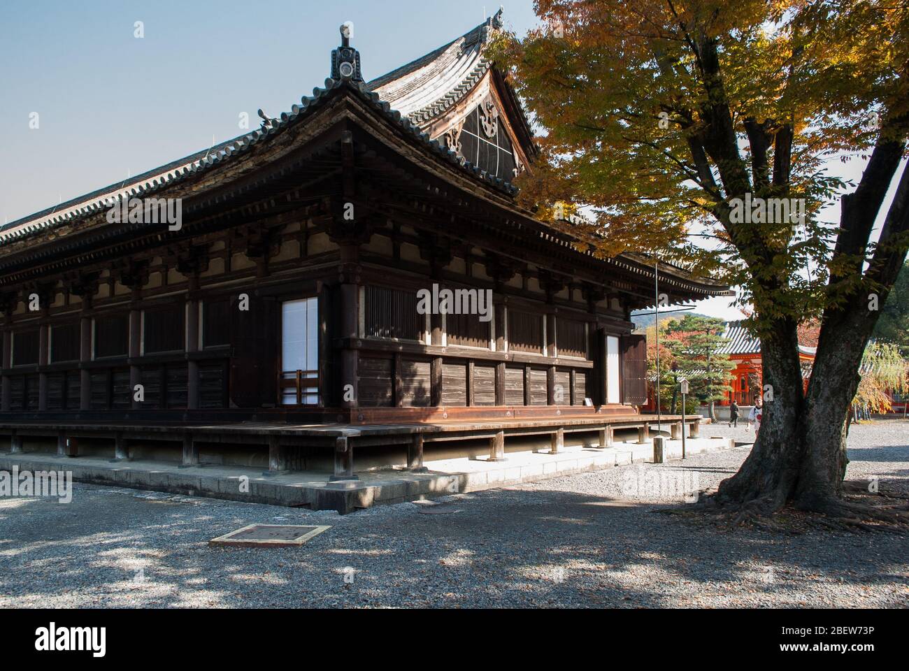 Sanjūsangen-dō (thirty-three ken) Temple, Higashiyama, Kyoto, Japan ...