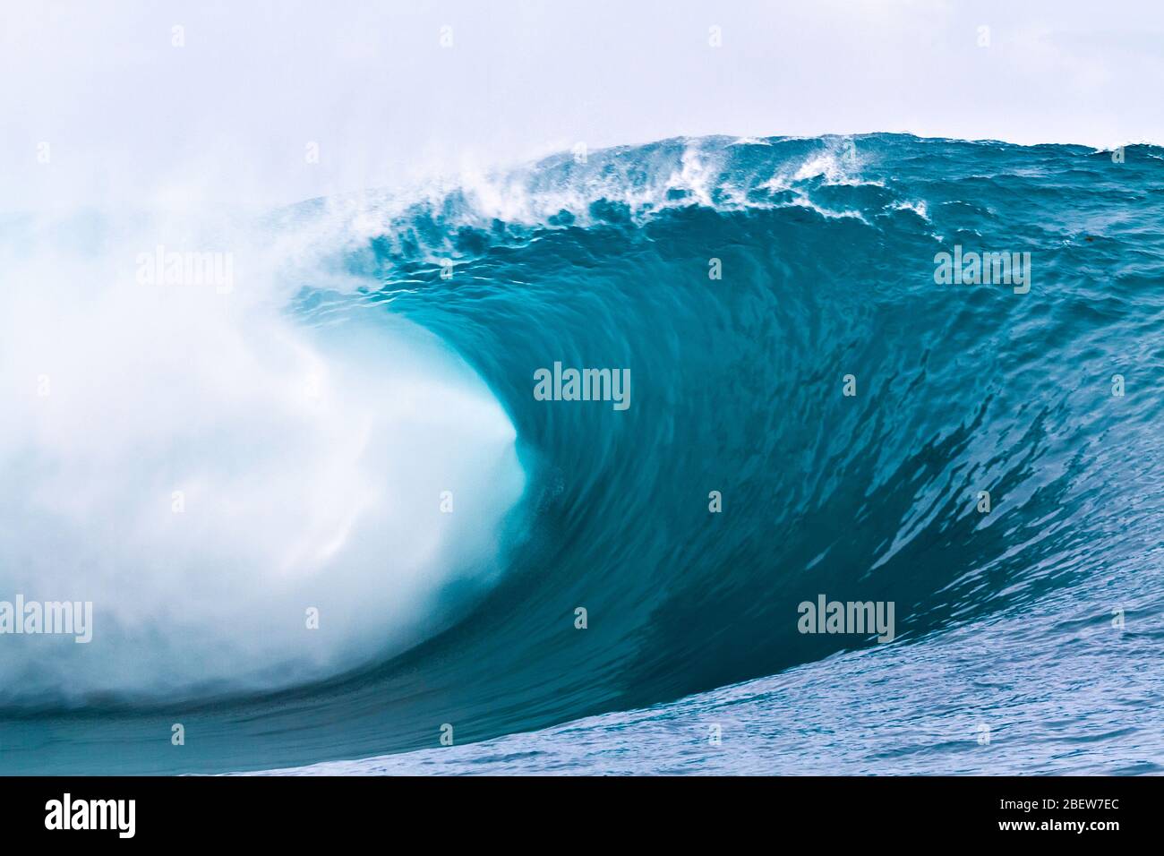 Heavy wave in Papeete Tahiti Stock Photo - Alamy