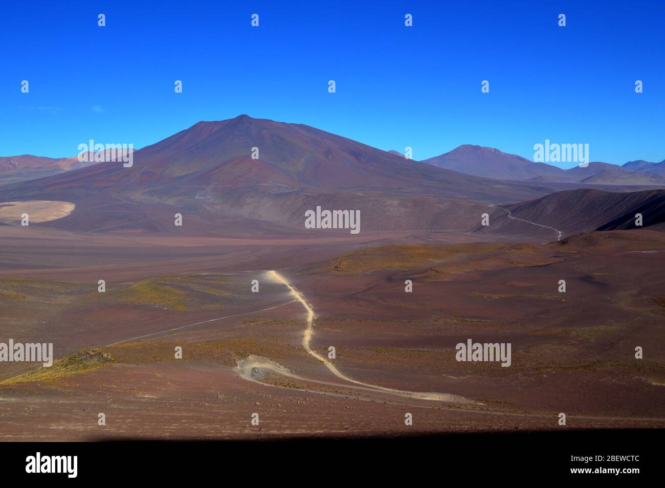 Socompa volcano hi-res stock photography and images - Alamy