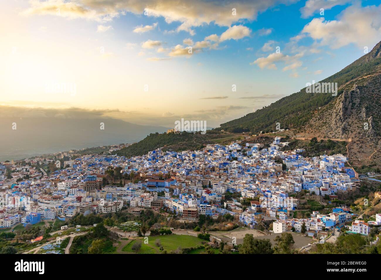 Windows chefchaouen hi-res stock photography and images - Alamy