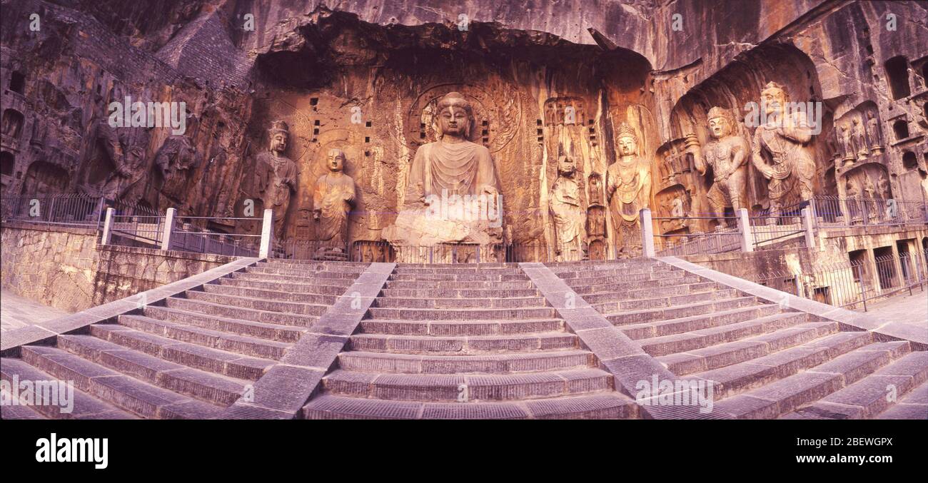 Fengxian temple hi-res stock photography and images - Alamy