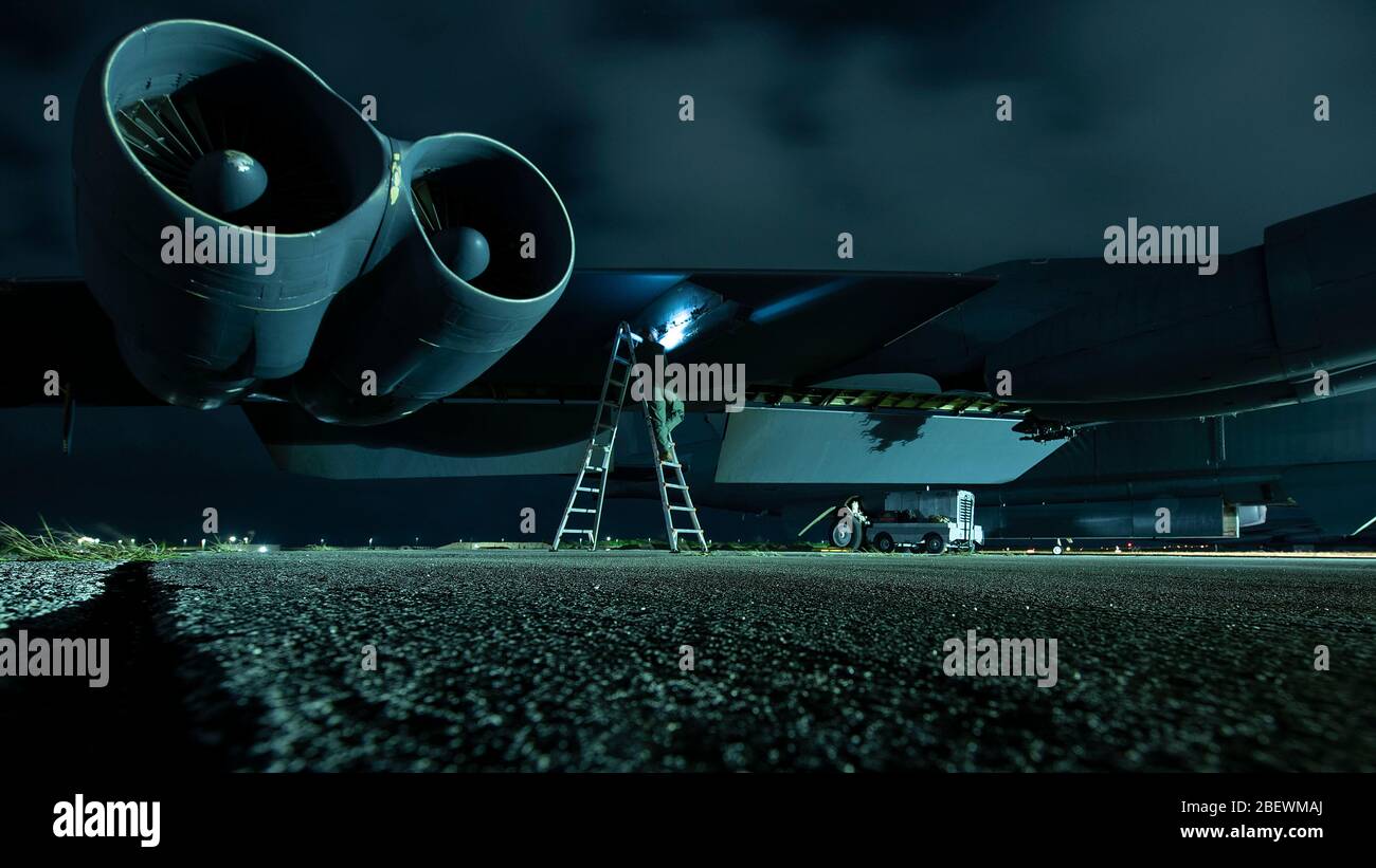 Targeting pod hi-res stock photography and images - Alamy