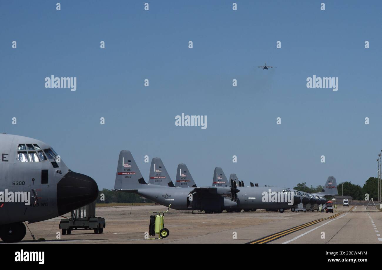 Aeromedical evacuation squadron hi-res stock photography and images - Alamy