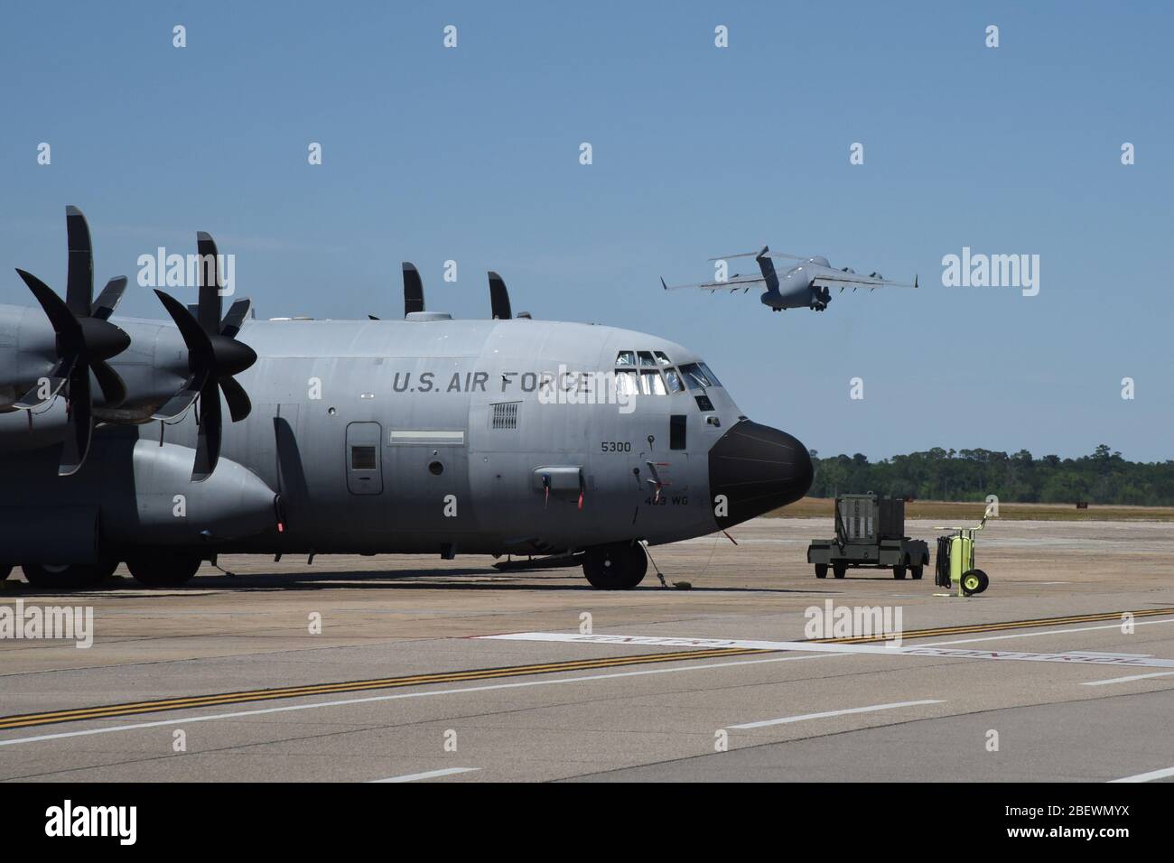 Aeromedical evacuation squadron hi-res stock photography and images - Alamy