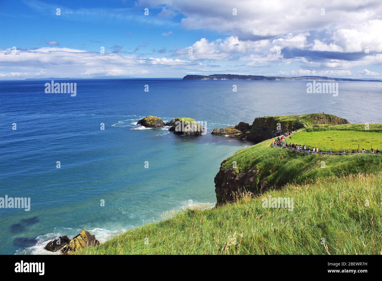 Carrick-a-Rede Rope Bridge, Northern Ireland, UK Stock Photo - Alamy