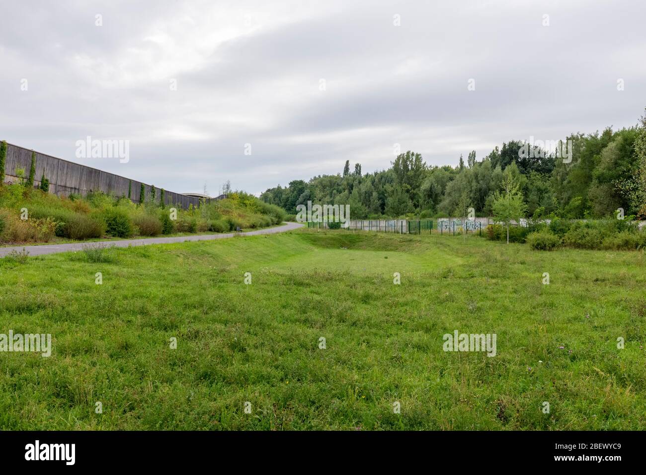 Former berlin wall route hi-res stock photography and images - Alamy