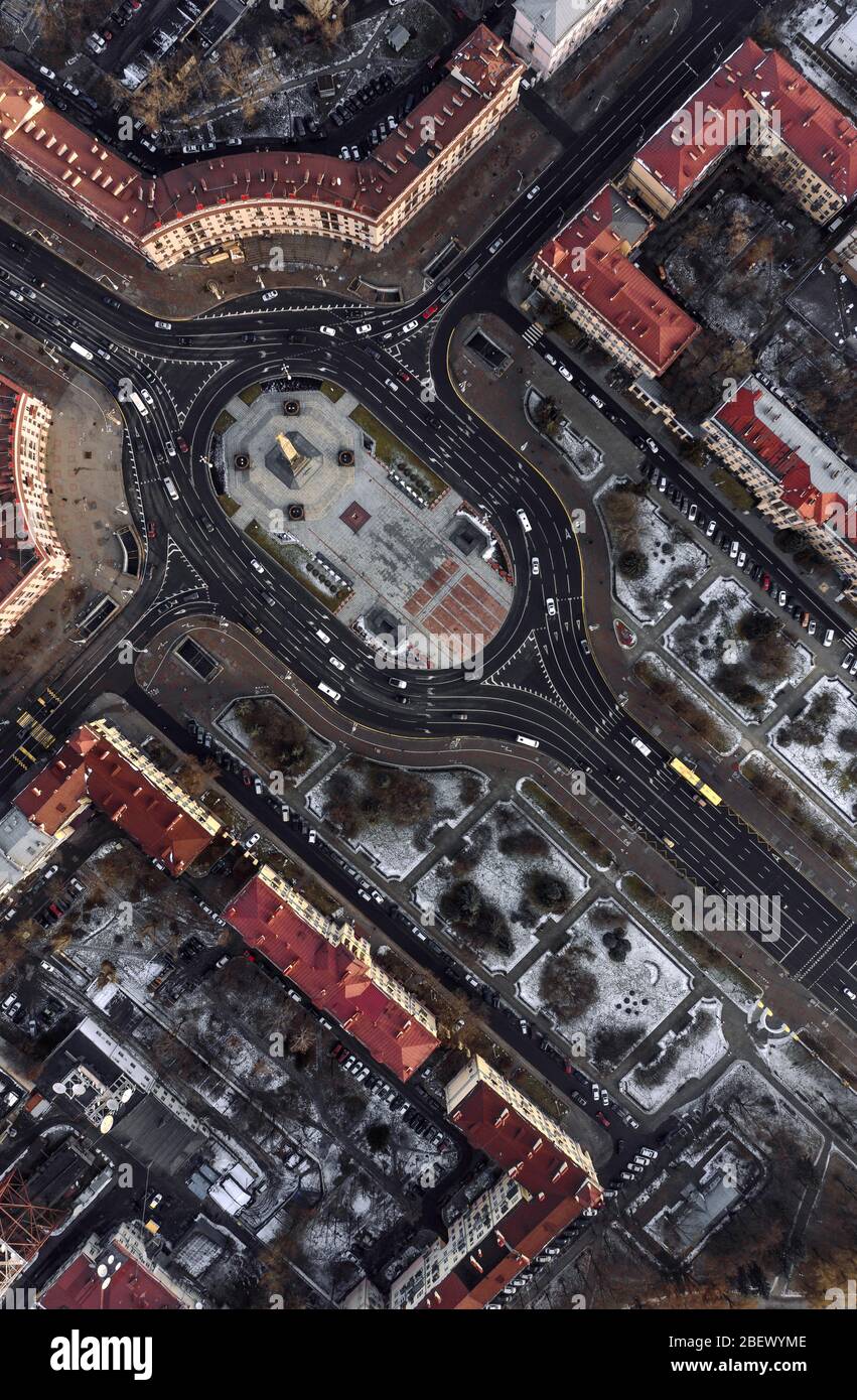 Victory square hi-res stock photography and images - Alamy