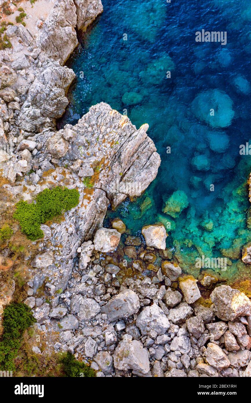 Cliff bay of water hi-res stock photography and images - Alamy