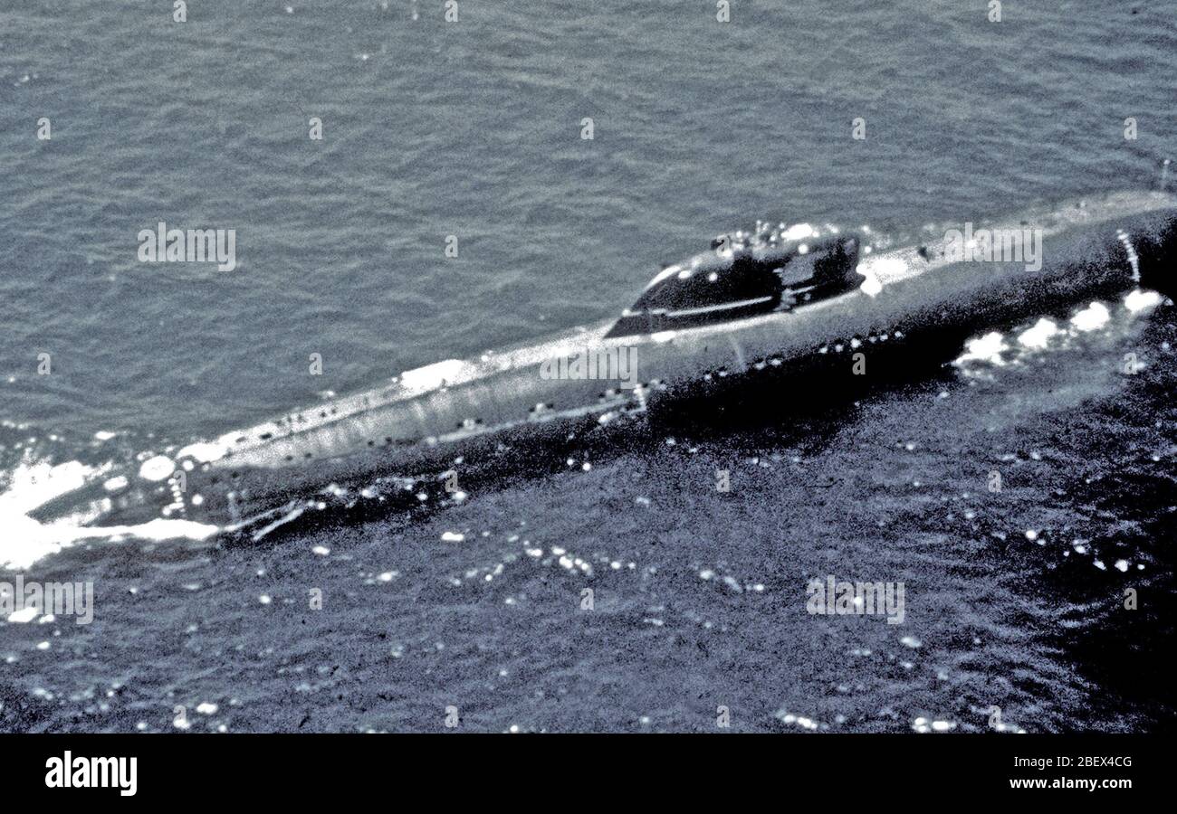 1982 - A port view of a Soviet Charlie class nuclear-powered cruise ...