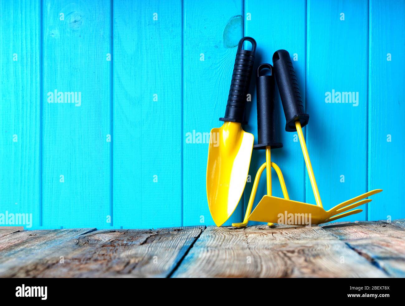 Hoe rake hi-res stock photography and images - Alamy
