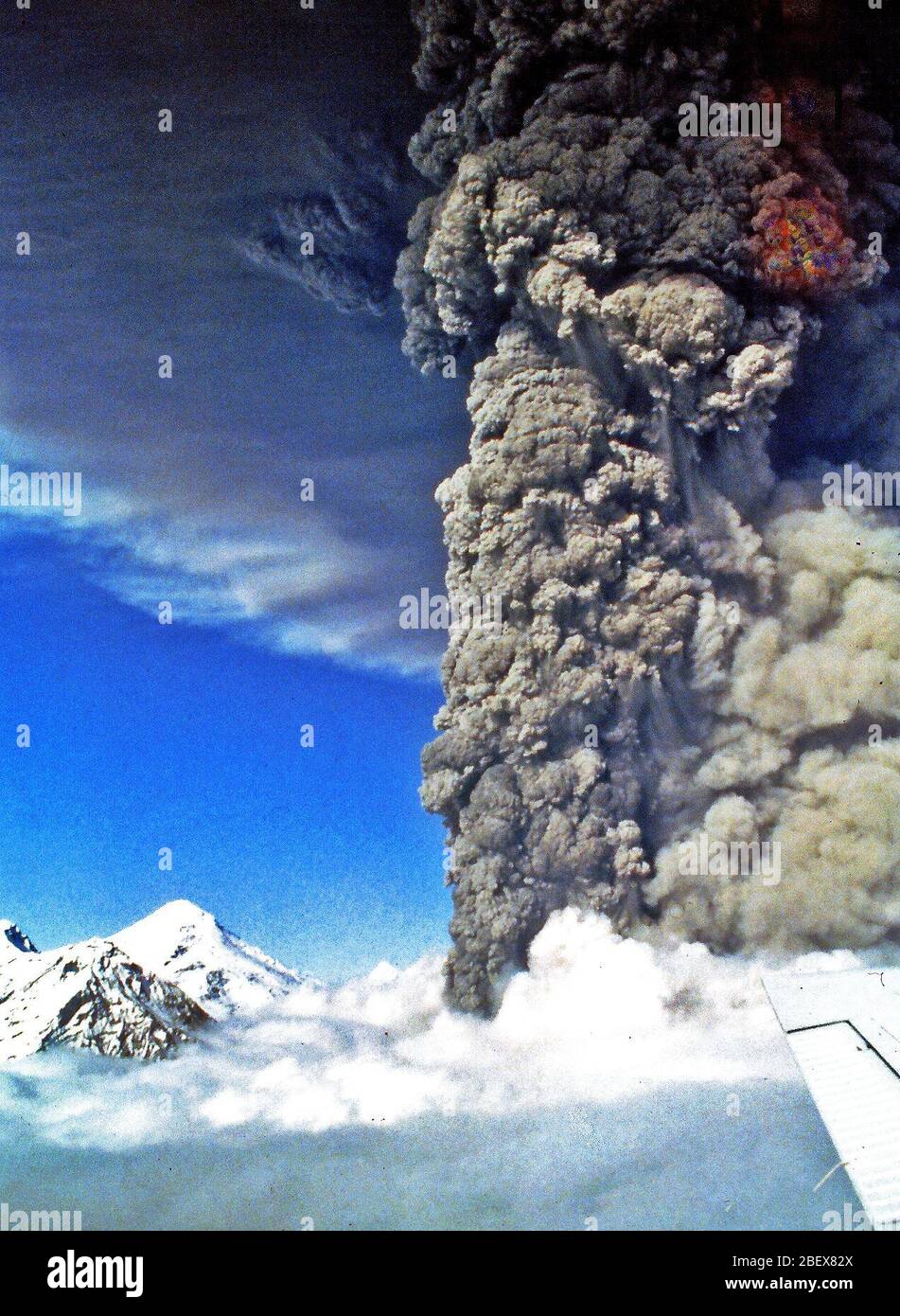 1990s Volcano Eruptions High Resolution Stock Photography and Images ...