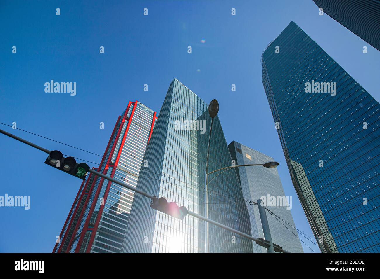 Korea seoul traffic sunny hi-res stock photography and images - Alamy